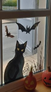 22 Halloween Window Painting Ideas to Spook Up Your Home